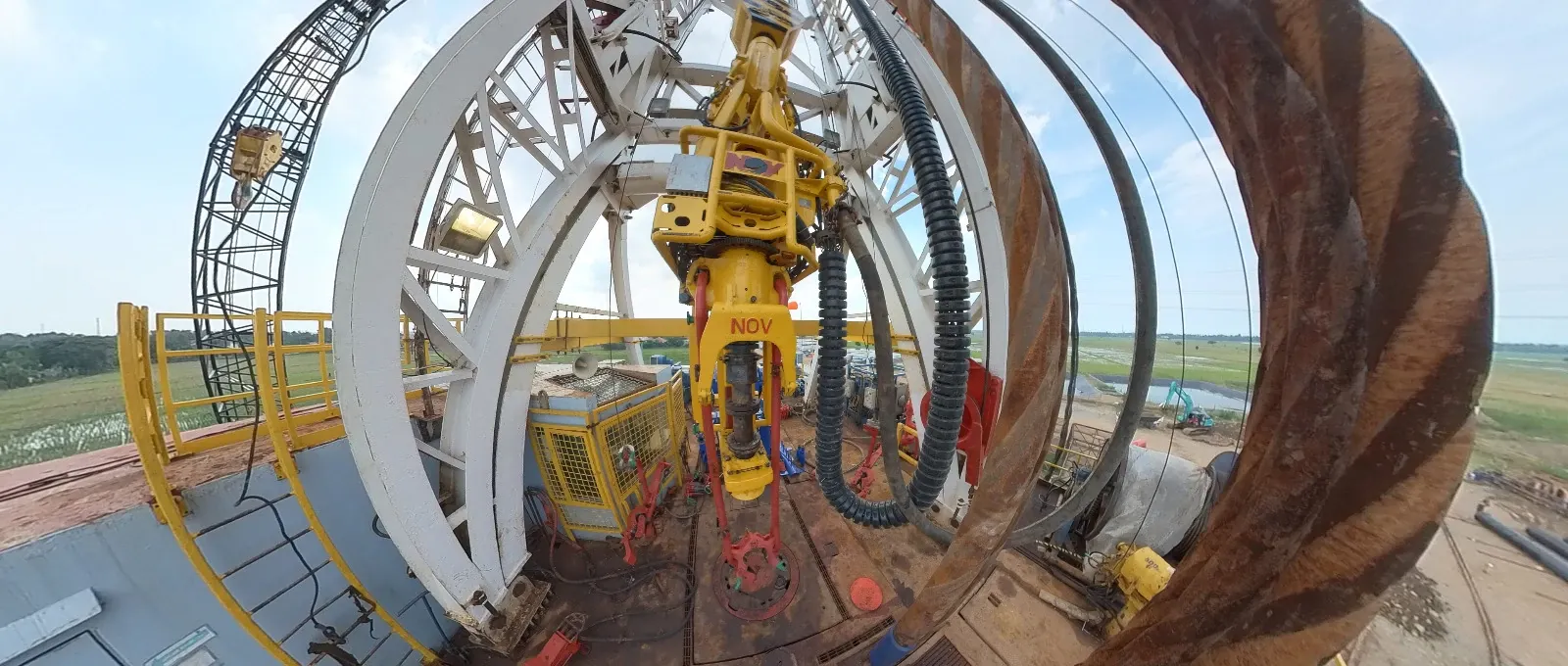 Pertamina Drilling relies on robust "e-loop" cable guide for top drive ...