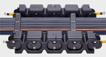 Energy supply solutions for shore power supply in ports | igus®