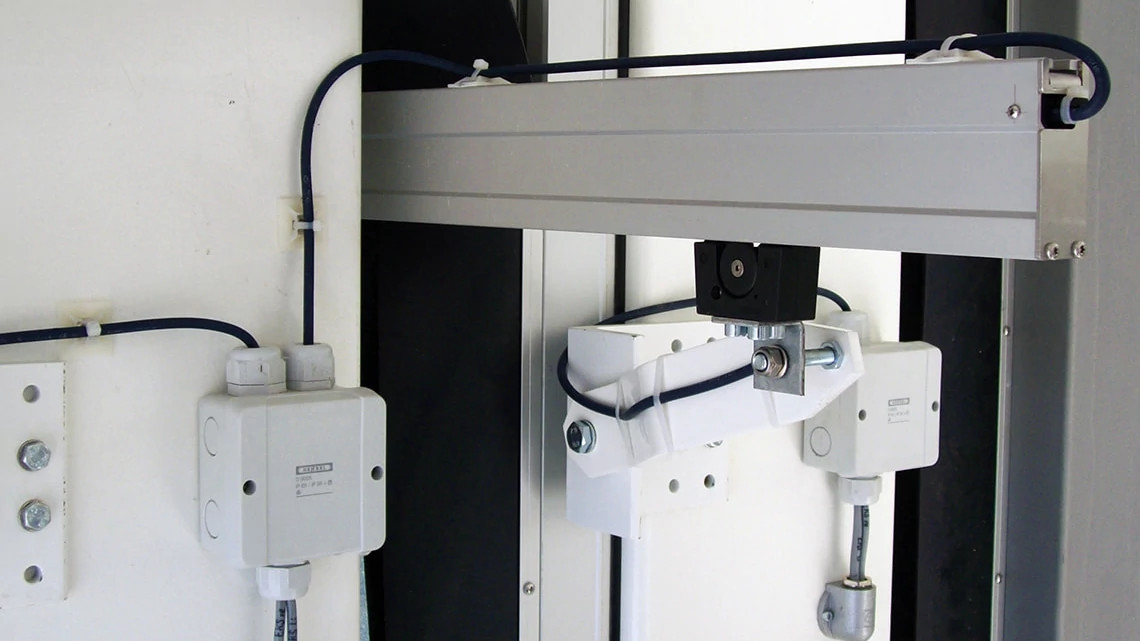 micro flizz: the alternative to busbars | All in one system