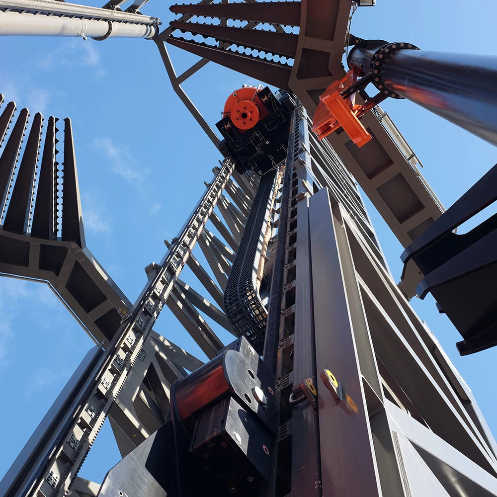 energy supply at hoists & Top Drive Systems