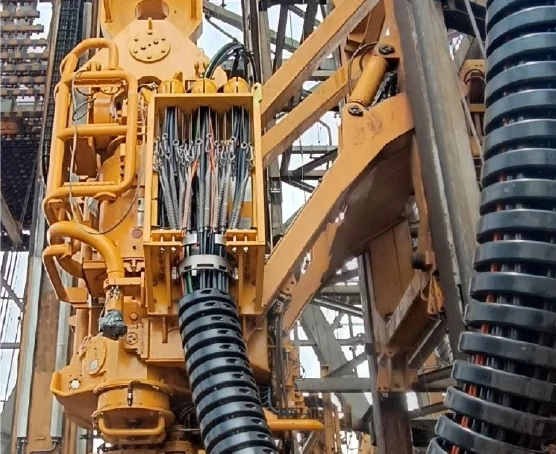 Seadrill relies on the e-loop in drilling vessels | igus® UK