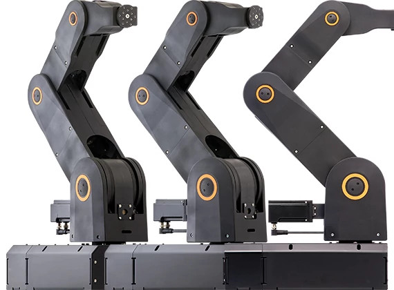 Maintenance-free plastic components for vertical farming