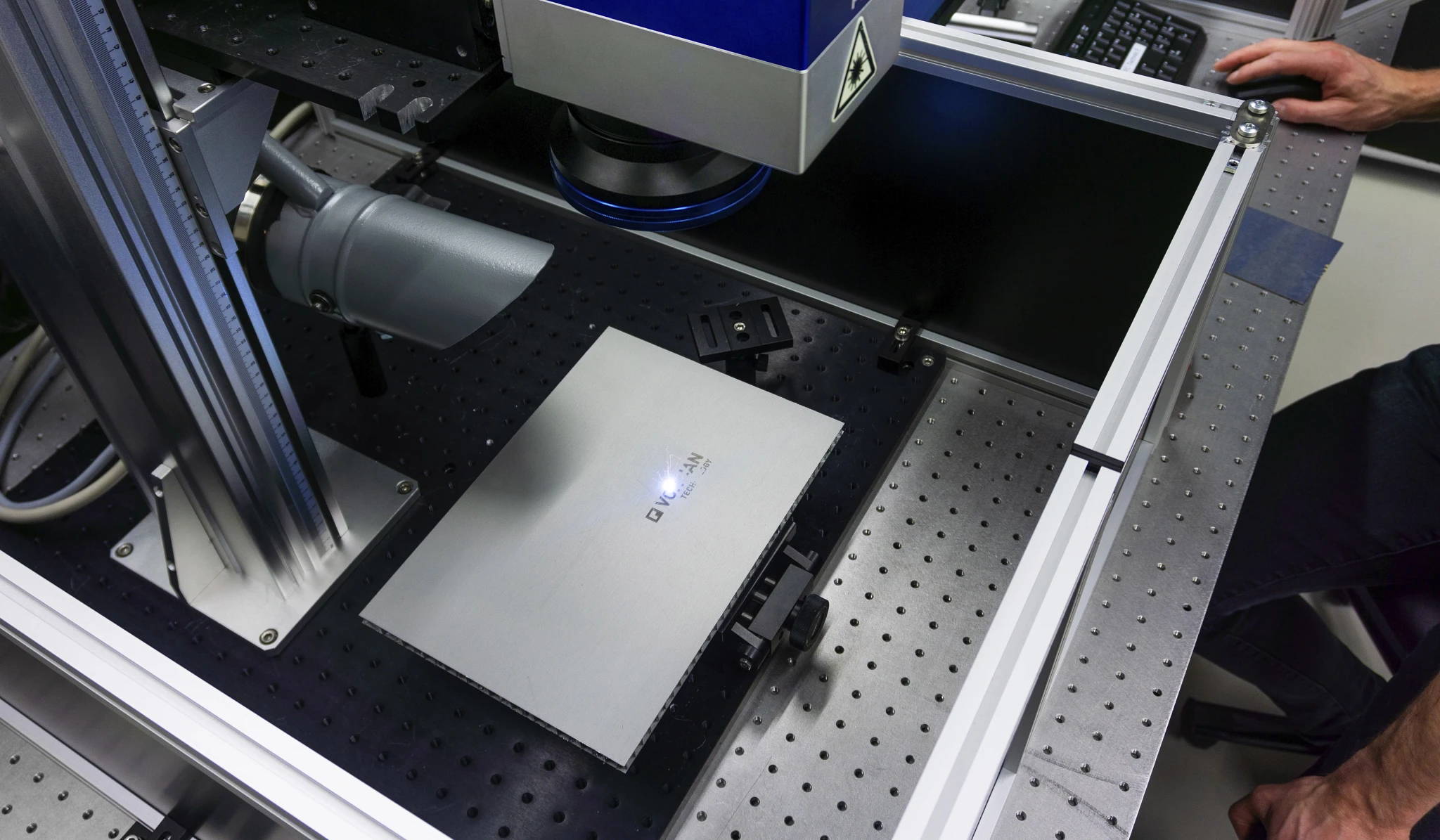 Linearachse für Laserteststand