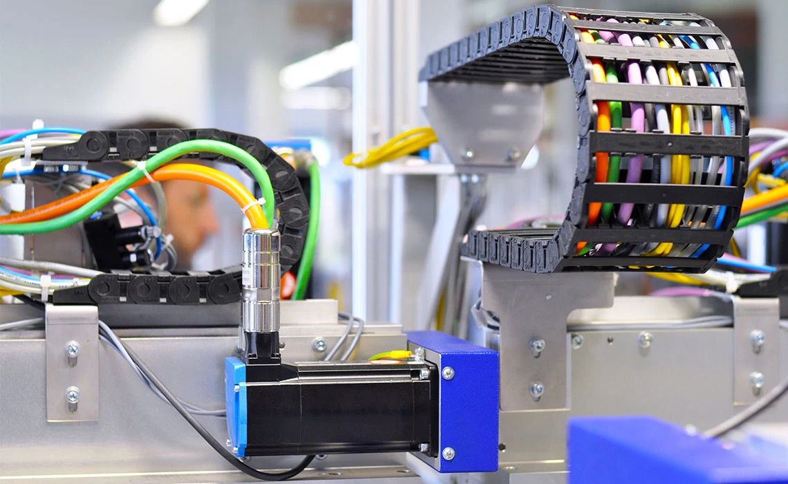 Cleanroom laboratory | igus®