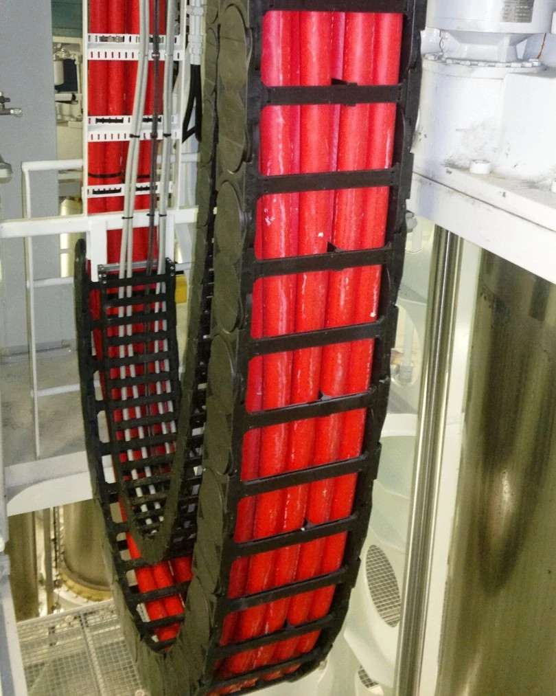 E4-1 e-chains® | chainflex® with small bend radius