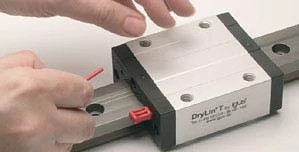 drylin® T linear guide -automatic - clearance adjustment