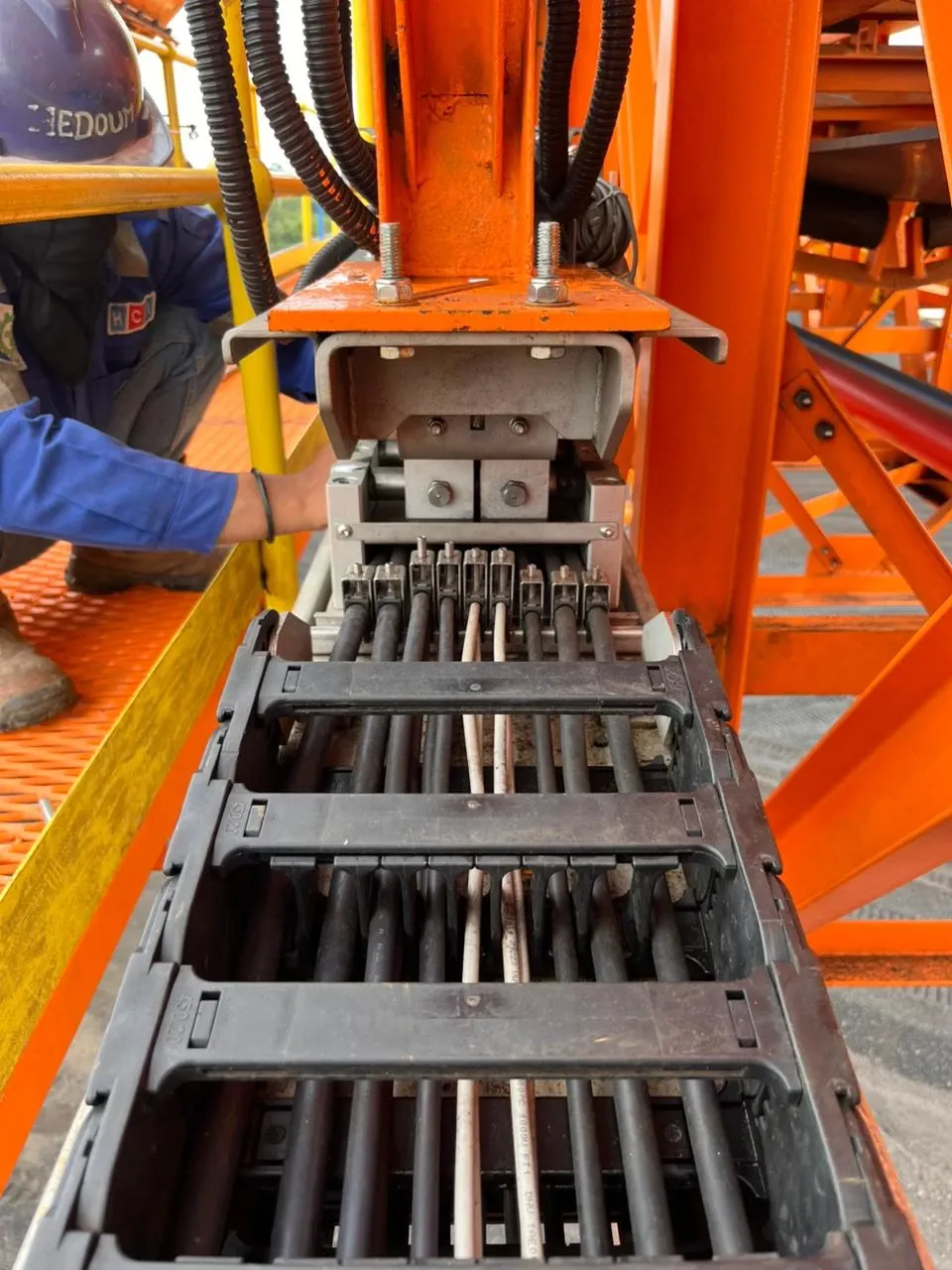Industrial Cable Management | igus®