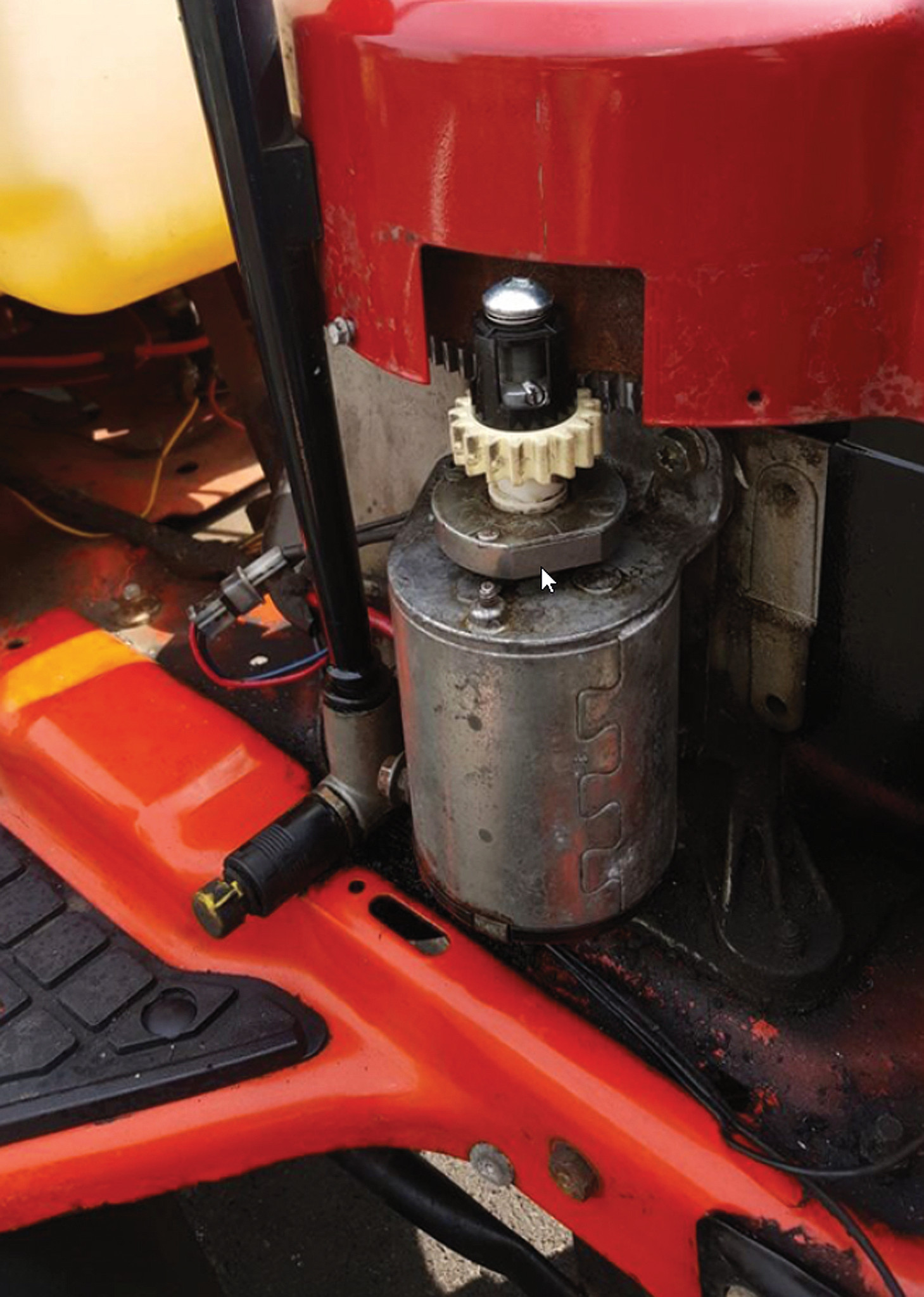 3D-printed gear in a tractor | igus Australia