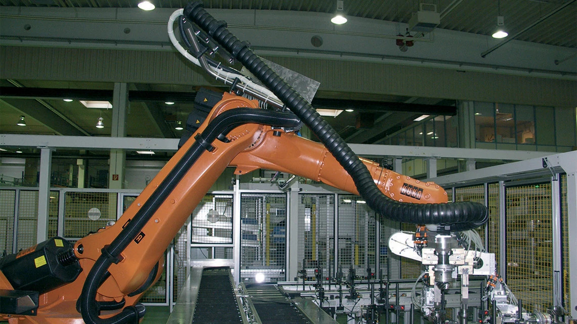 Robot Dress Packs & Accessories | igus®