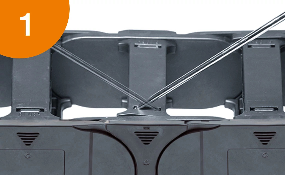 Assembly instructions for energy chains | igus UK