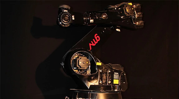Maintenance-free cable routing to robot in research facility