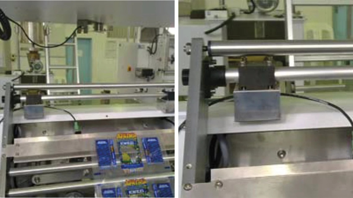 Hygienic linear bearings in format adjustment of flow-wrapping machine