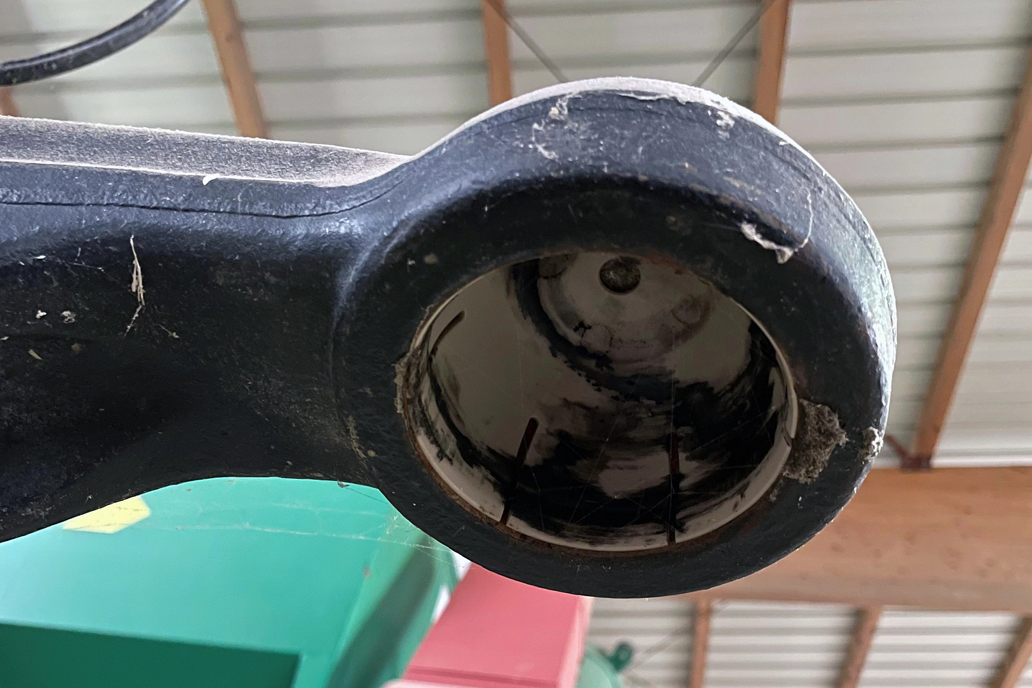 Wear insert instead of lubrication in ball coupling | igus® | igus ...