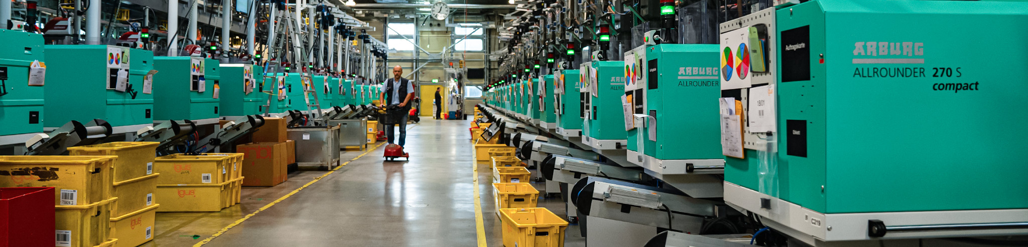 Custom Injection Molding & Injection Molded Parts | igus