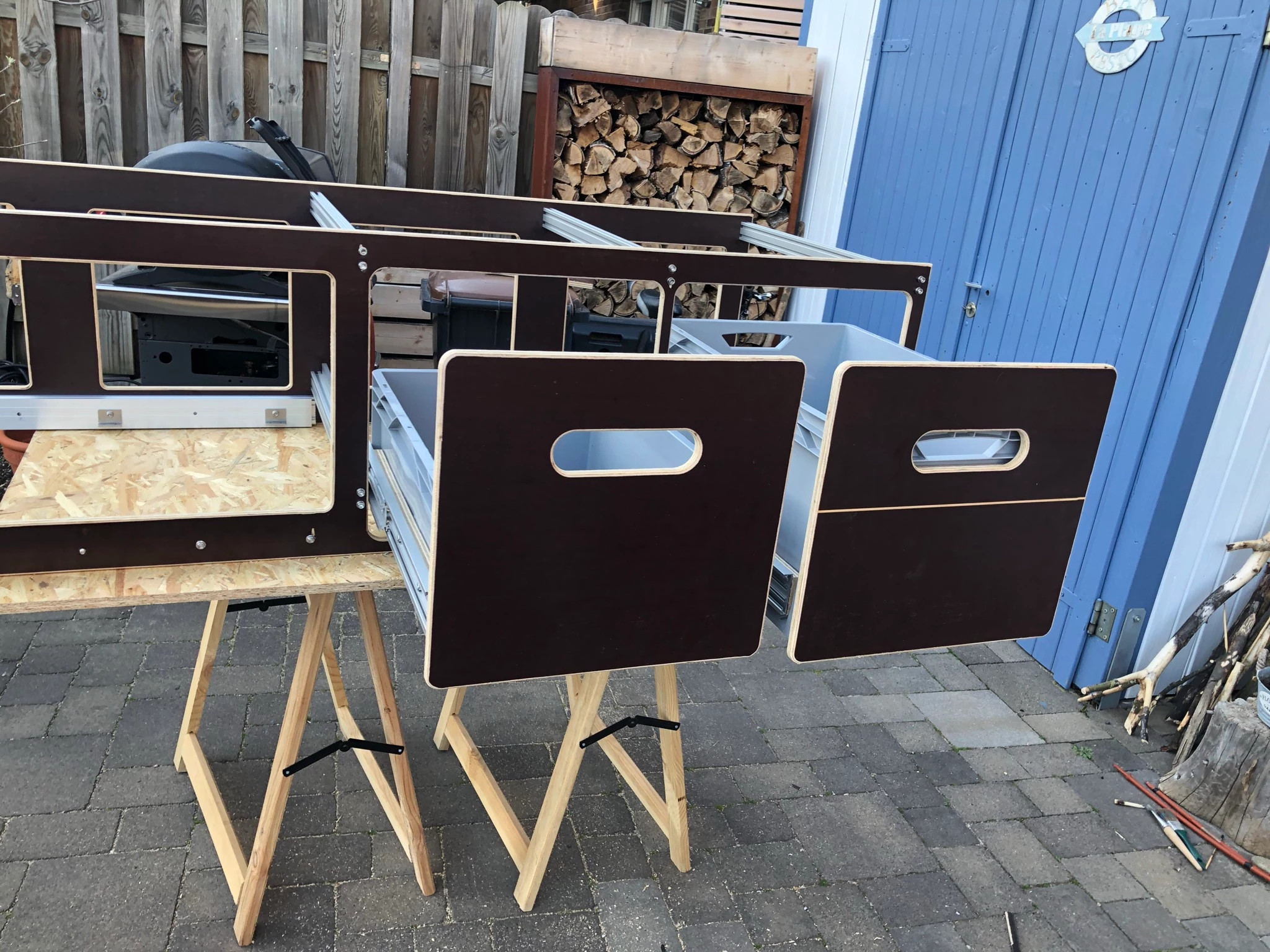 Build your own bus box - step-by-step instructions