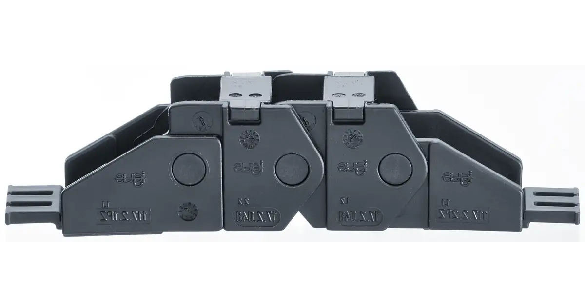Plastic mounting bracket, locking