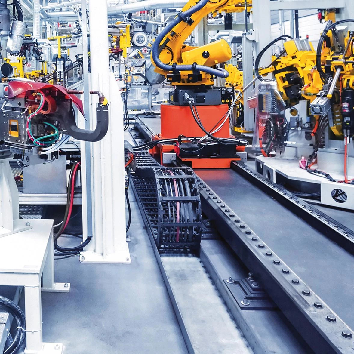 Robot cables for the seventh axis