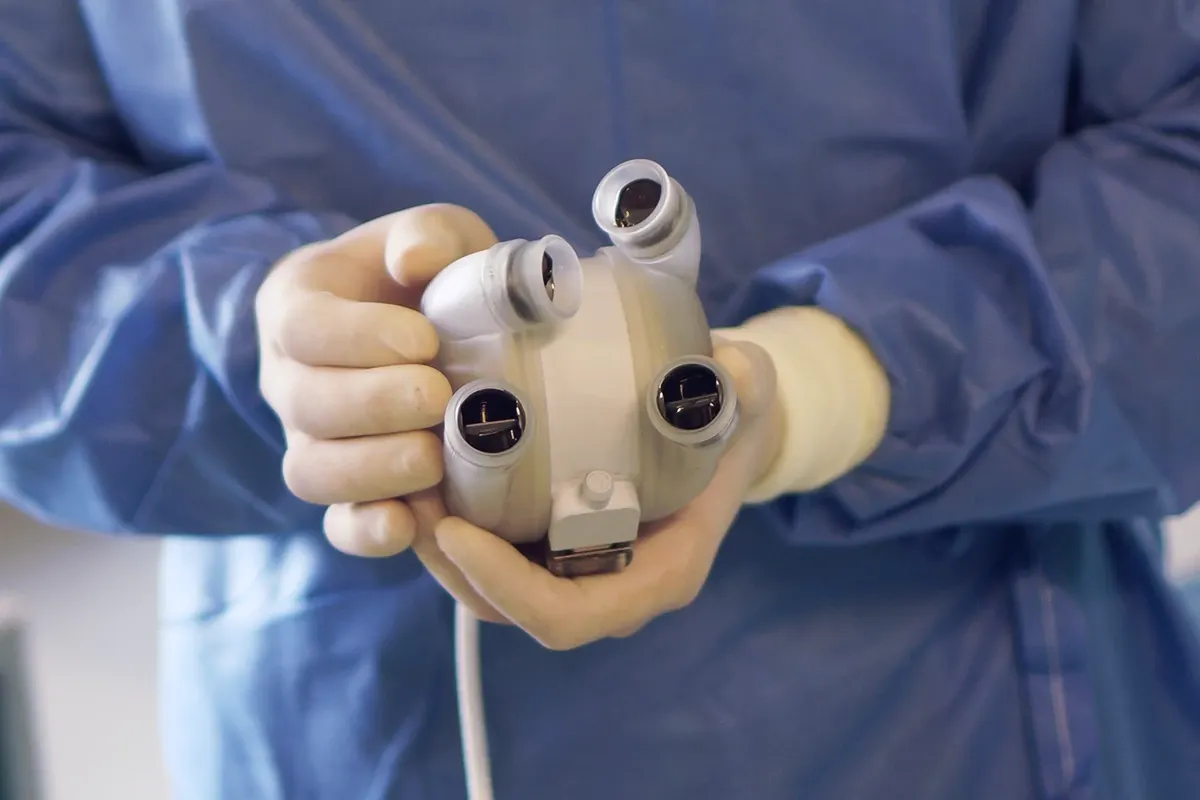 Hệ thống trục và bạc lót trơn cho tim nhân tạo