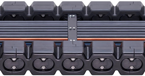 Offshore energy chain: cable guidance on a wind farm drilling rig | igus®