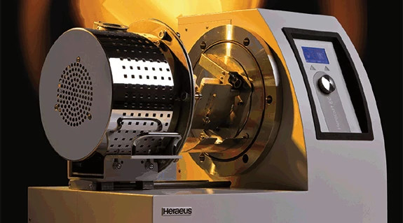 Dental casting device: Reliable linear guide in extreme heat | igus ...