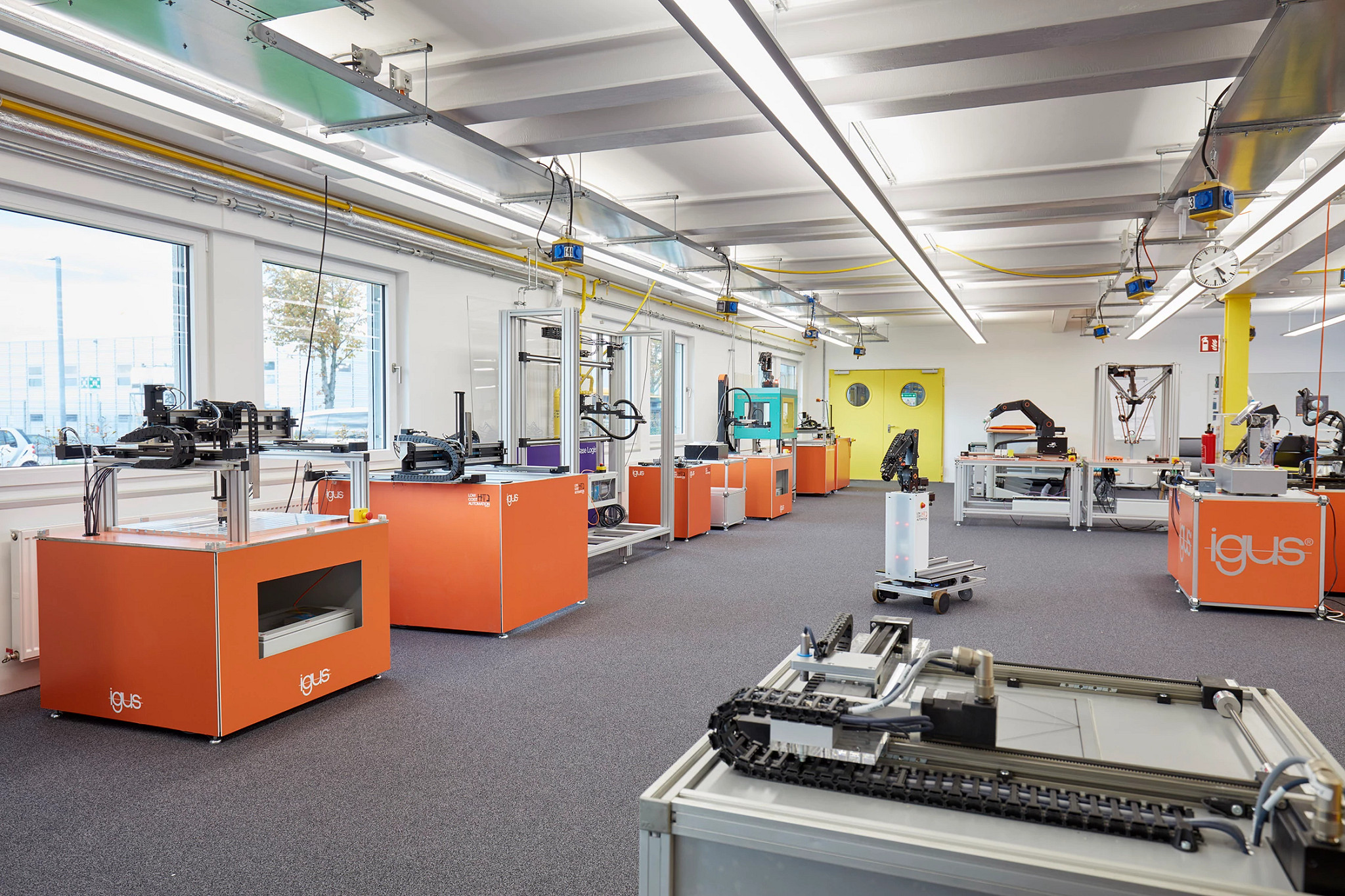 Setup and commissioning service | igus Australia