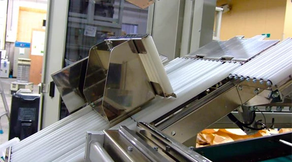 Rollenlagerung mit verklebungsfreien Gleitlagern in der Fördertechnik ...