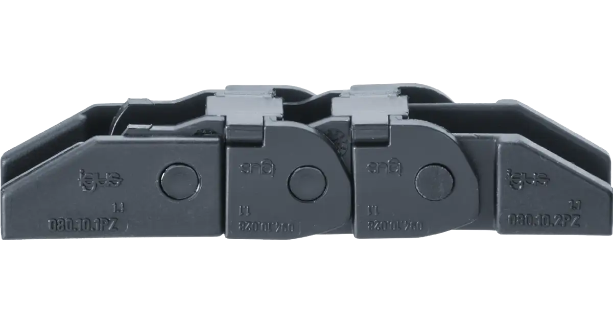 Locking plastic mounting bracket