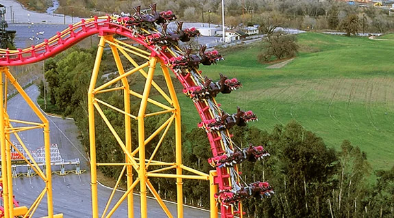Plain bearings in roller coaster safety bars from Six Flags | igus ...