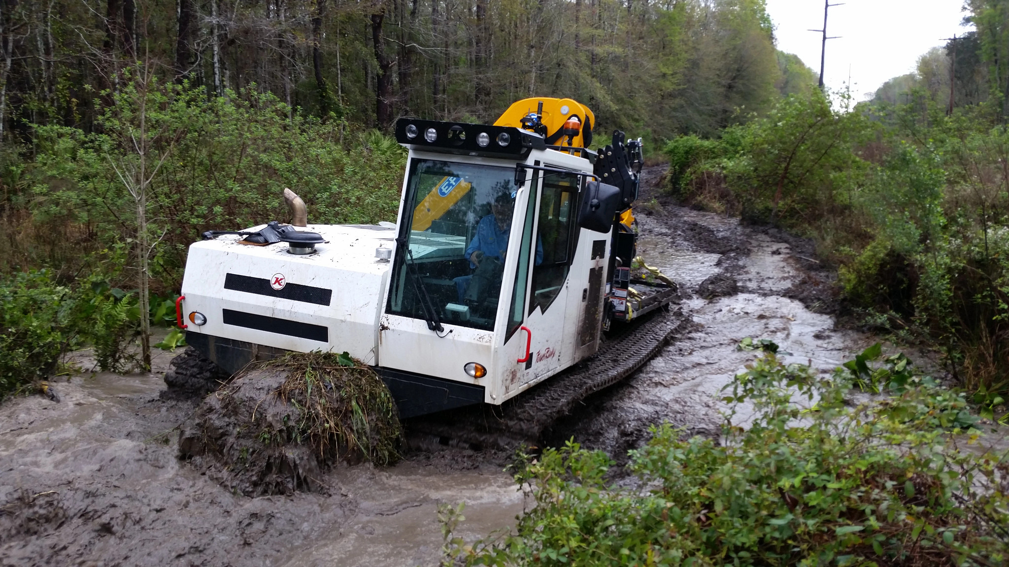 igubal® application example: track vehicle | igus® UK