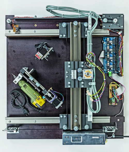 Maintenance-free linear guides in the XY positioner "MaXYposi" | igus®