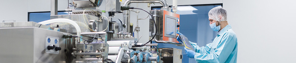 Energy chains for cleanroom applications | igus